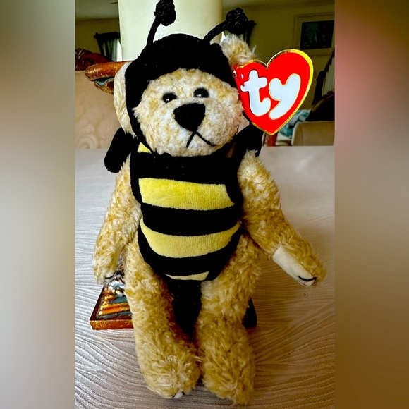 Beanie Babies | Other | Rare Ty Beanie Baby Beezee Bee The Bear Attic ...